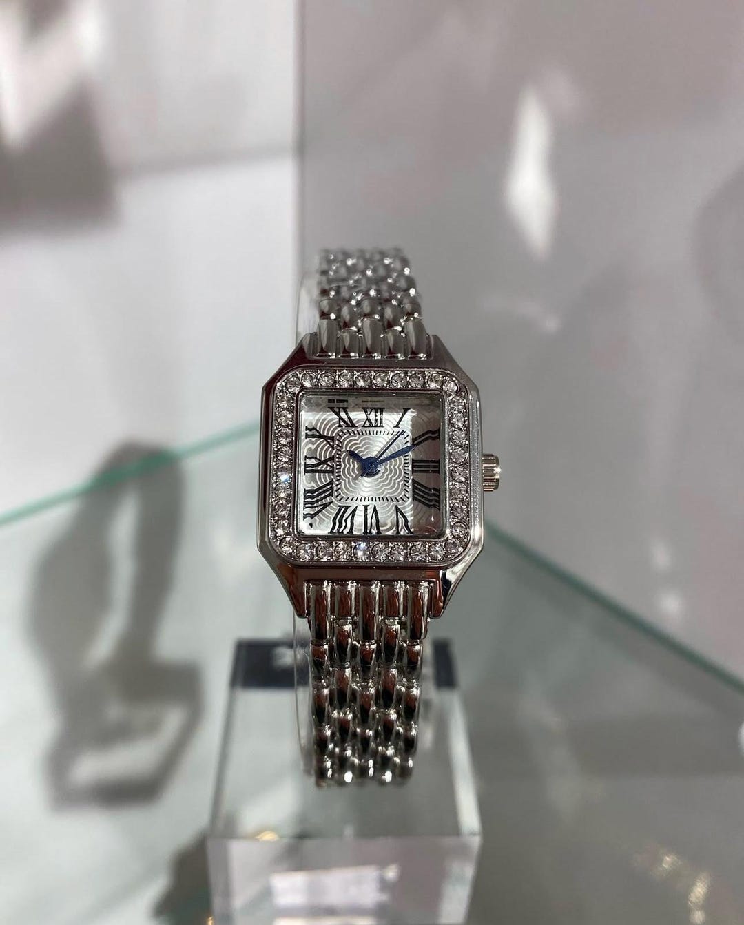 Woman Wrist Watch, Gold and Silver Colour Watch, Roman Numeral Dial ...