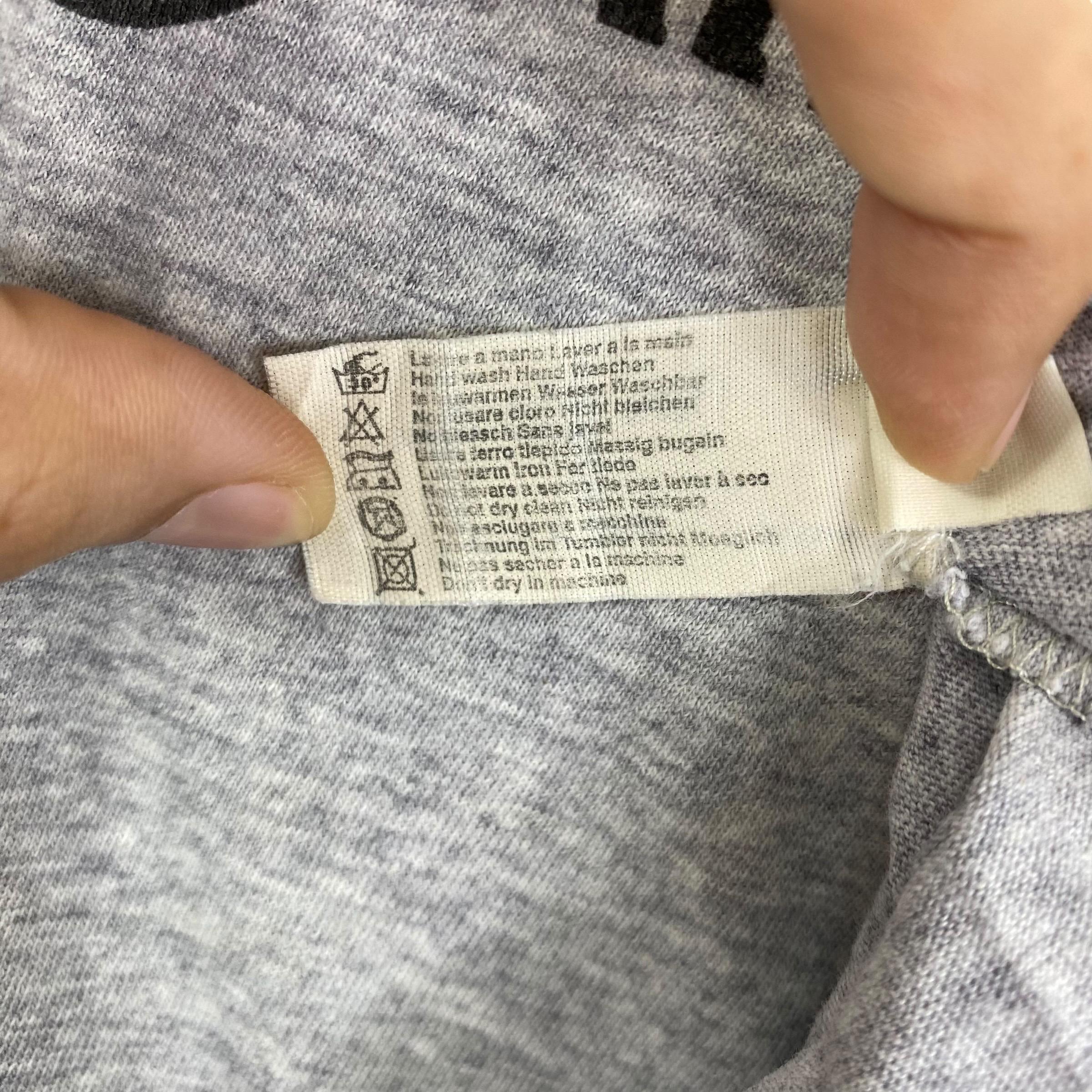 Rare Vintage 90's YVES SAINT LAURENT Tricots Pour Homme Tee Shirt Large ...