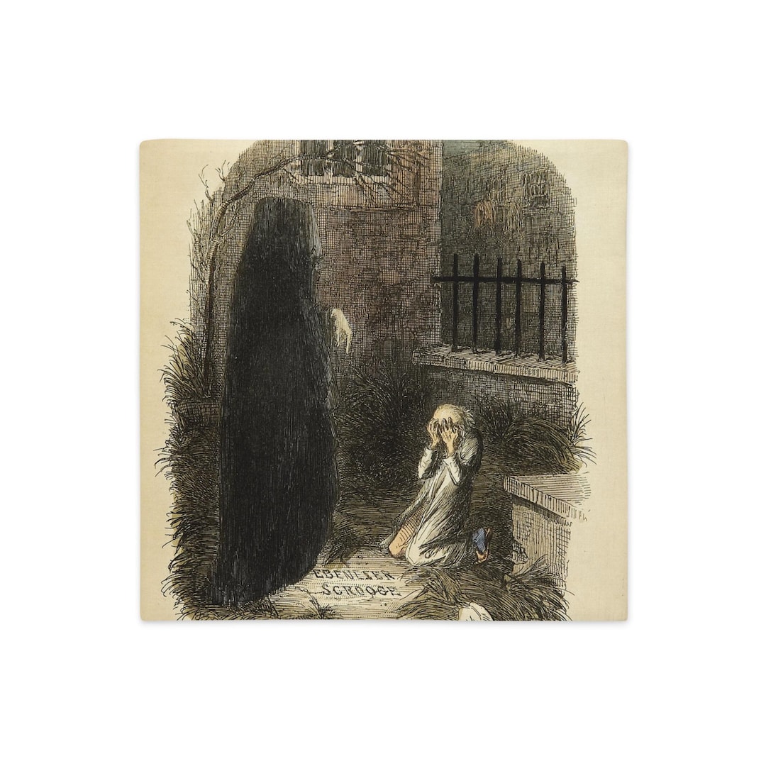A Christmas Carol the Ghost of Christmas yet to Come Premium Throw ...