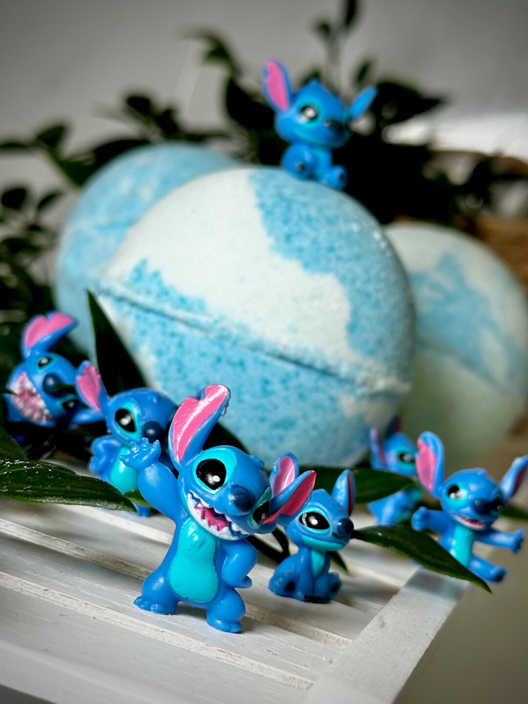 Alien Bath Bomb: Hidden Toy Surprise - Vegan & Cruelty-free - Etsy