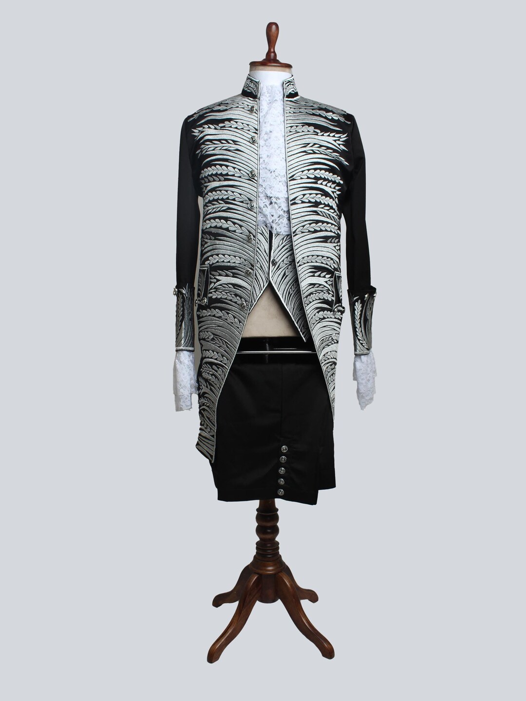 18th-century Black Rococo Aristocratic Suit Baroque Nobleman Costume ...