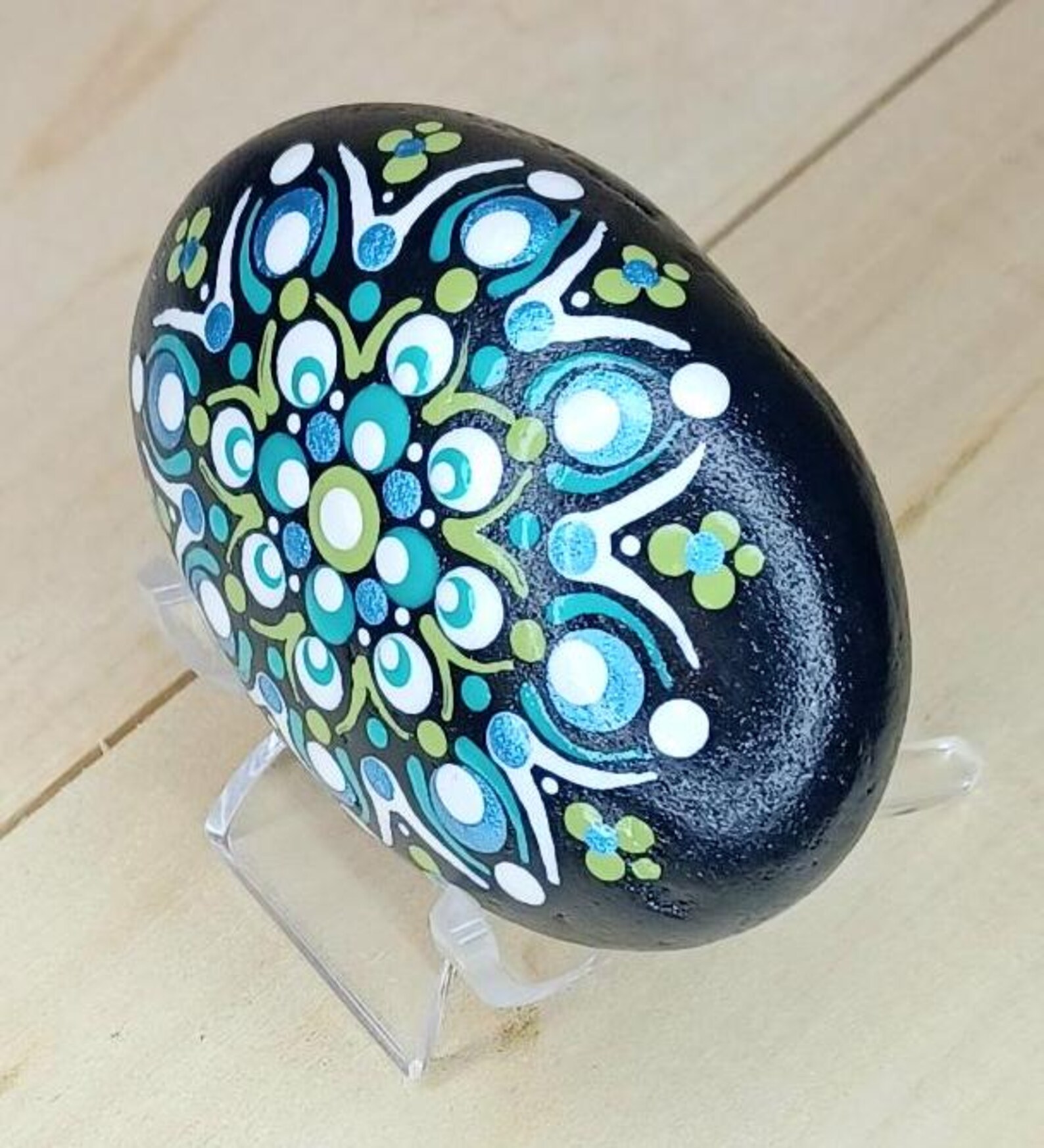 Small Dot-painted Mandala Rock Hand-painted Meditation Stone ...