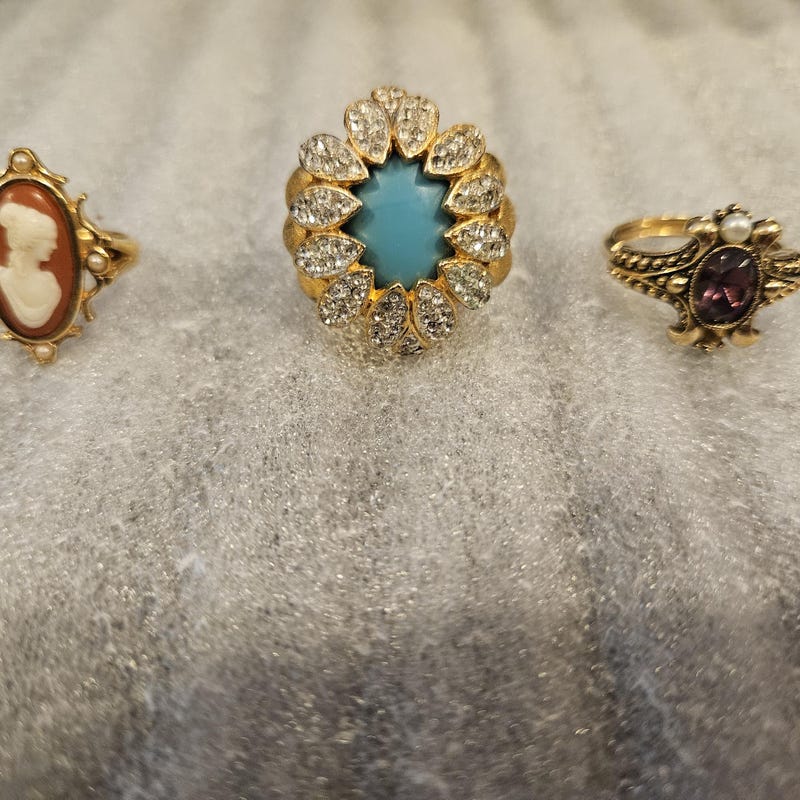 Avon Ring - Etsy