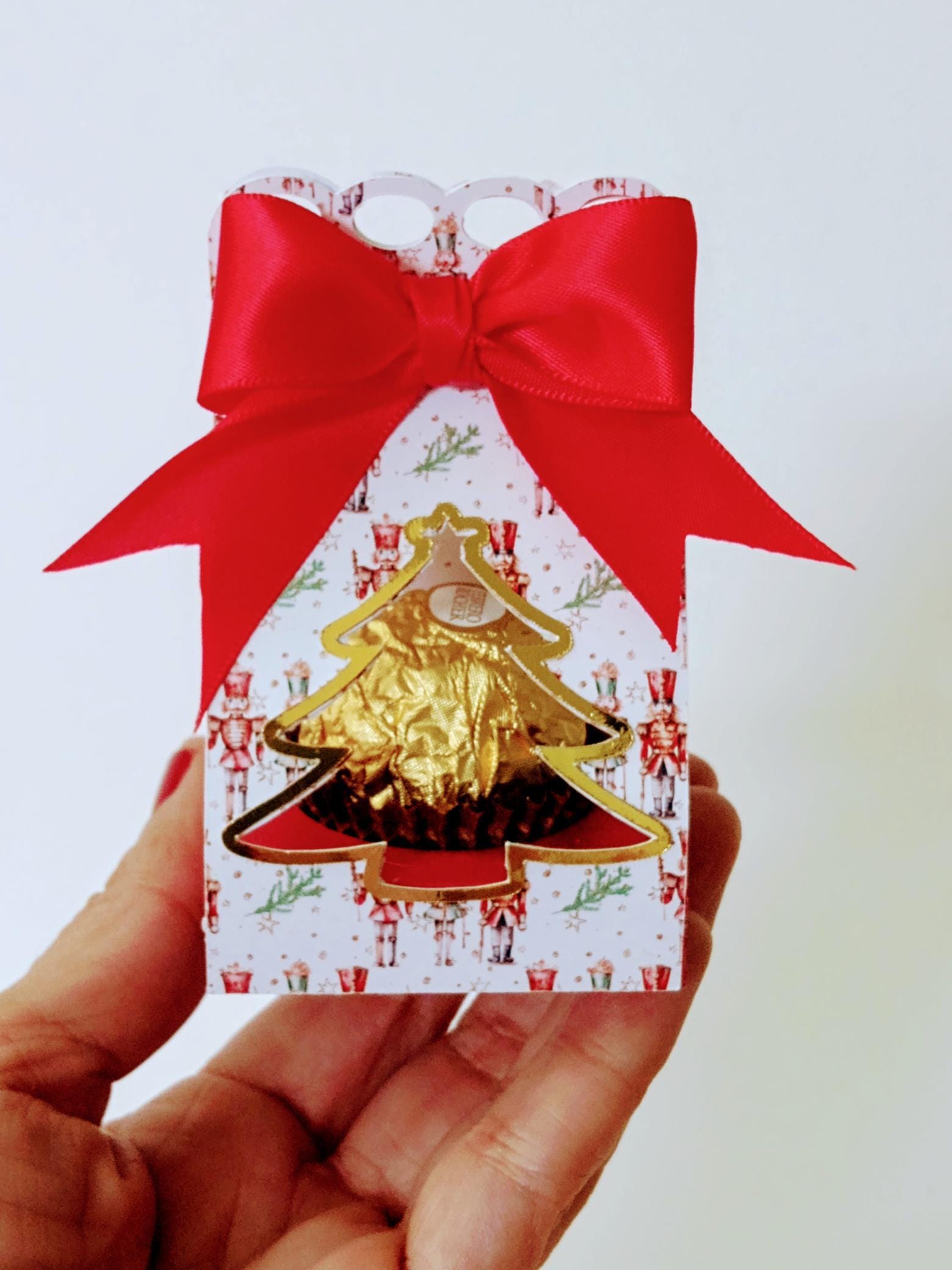 FR Christmas Tree Box Template, Ferrero Chocolate Christmas Tree Holder ...
