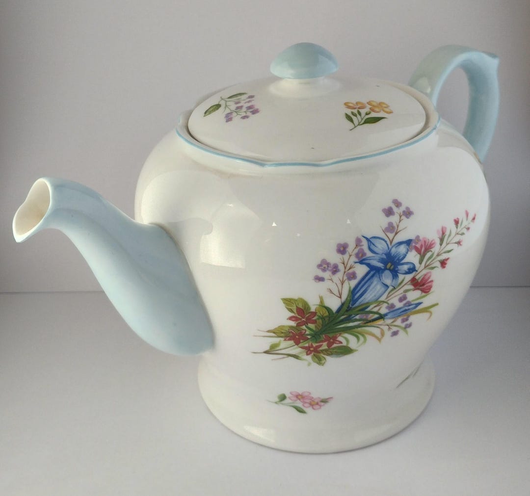 Shelley 'wild Flowers' Fine Bone Tea Pot Excellent Vintage used ...
