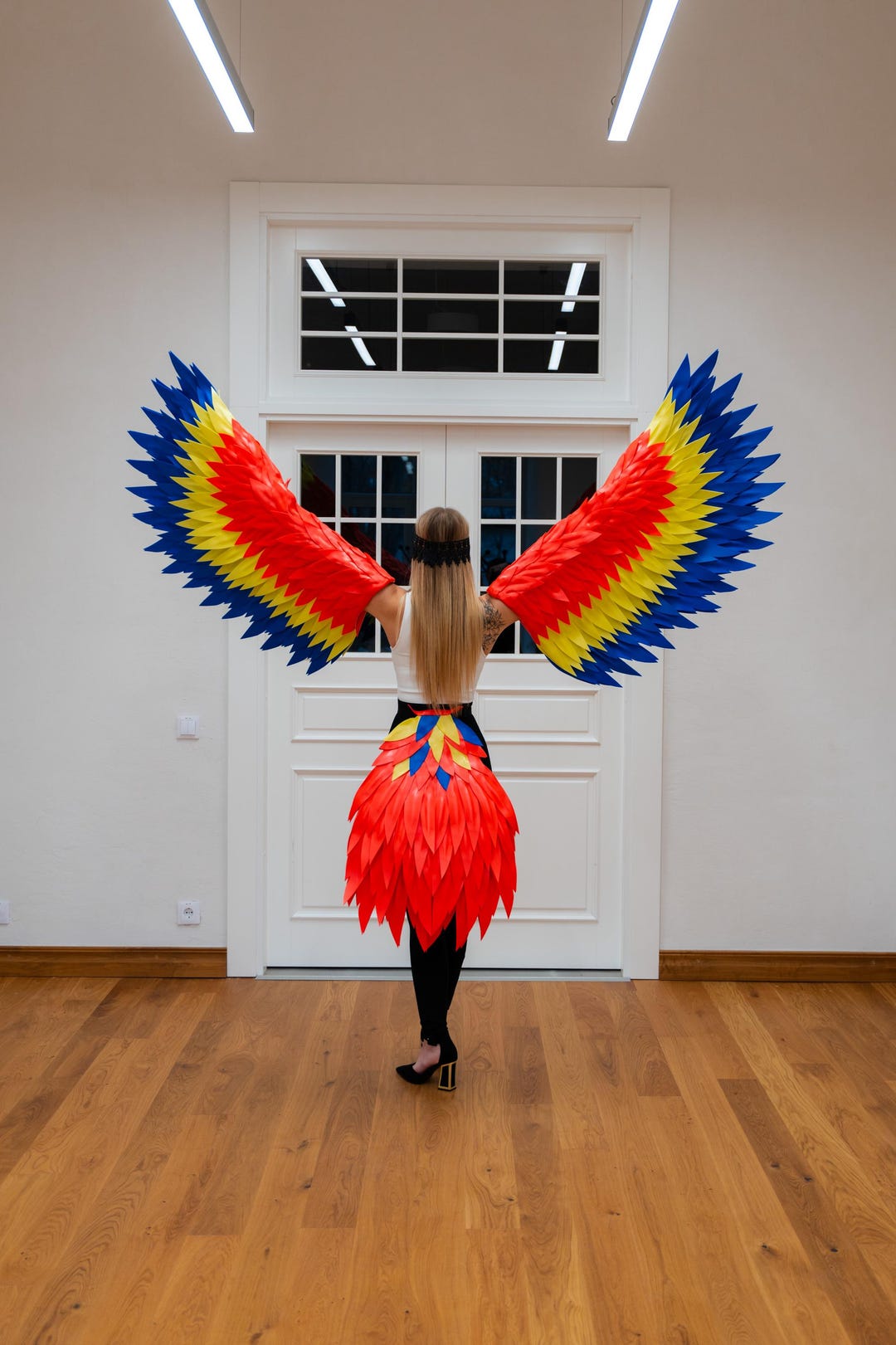 Macaw Wings Costume With Tail, Bird Wings, Moveable Wings, Flexible Arm ...