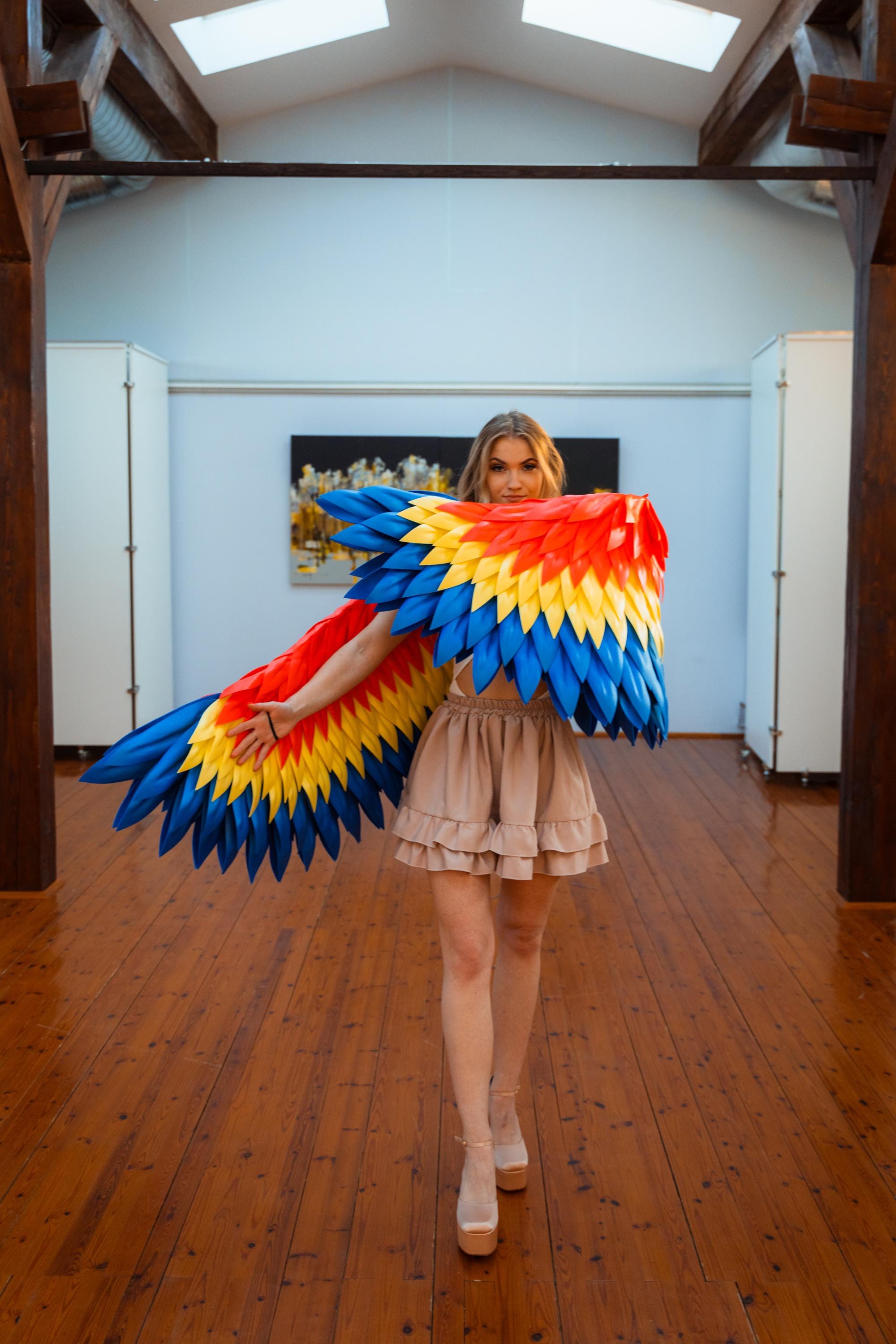 Macaw Costume, Parrot Wings Costume, Movable Wings for Dance - Etsy
