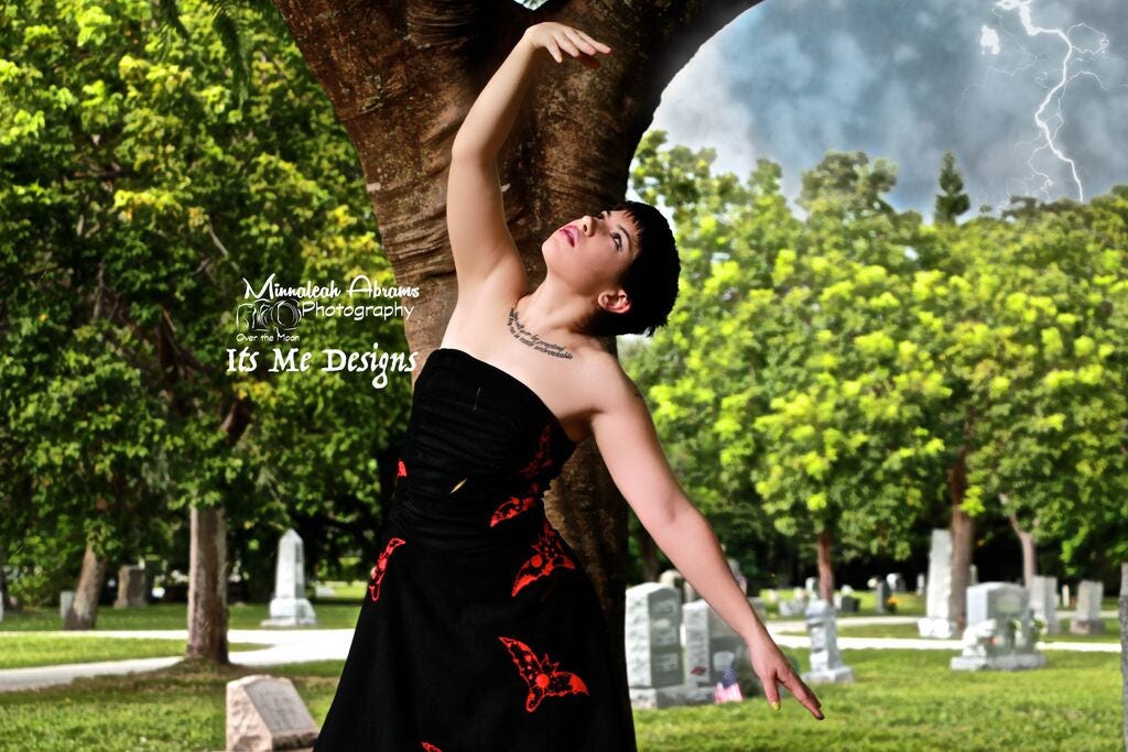 Blood Splatter Red Bat Party Dress Size 7 Strapless Goth Prom Goth ...