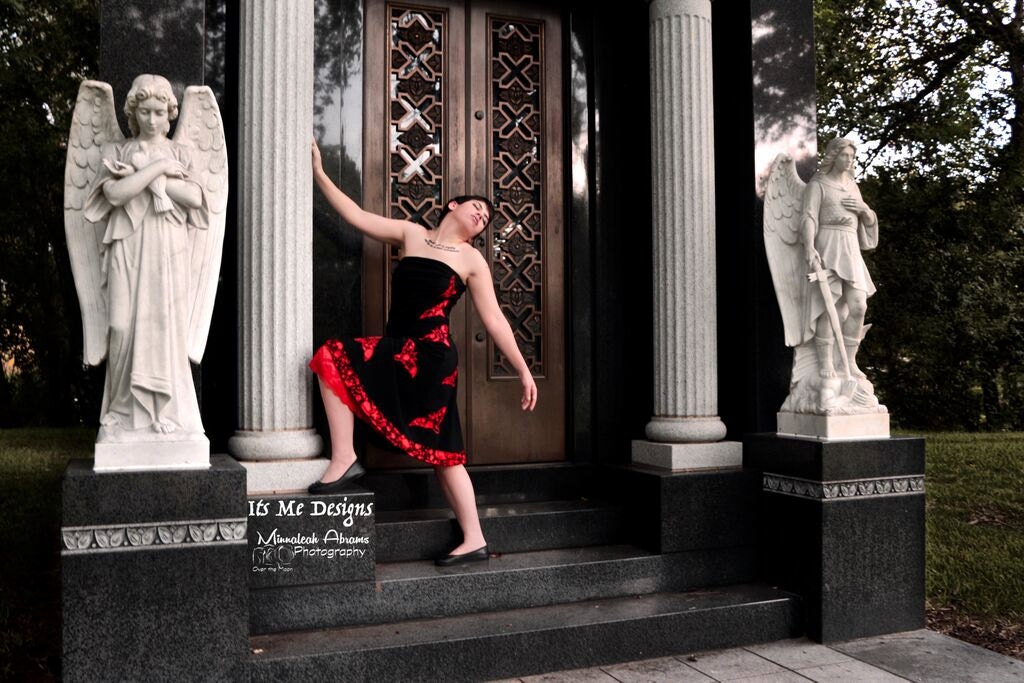 Blood Splatter Red Bat Party Dress Size 7 Strapless Goth Prom Goth ...