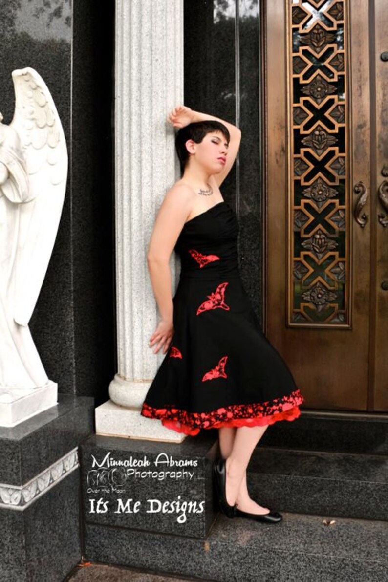 Blood Splatter Red Bat Party Dress Size 7 Strapless Goth Prom Goth ...