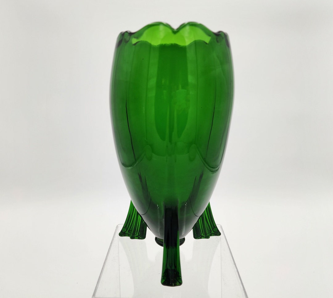 New Martinsville Emerald Green Rocket Vase, 1933 | Vintage Pre Viking ...
