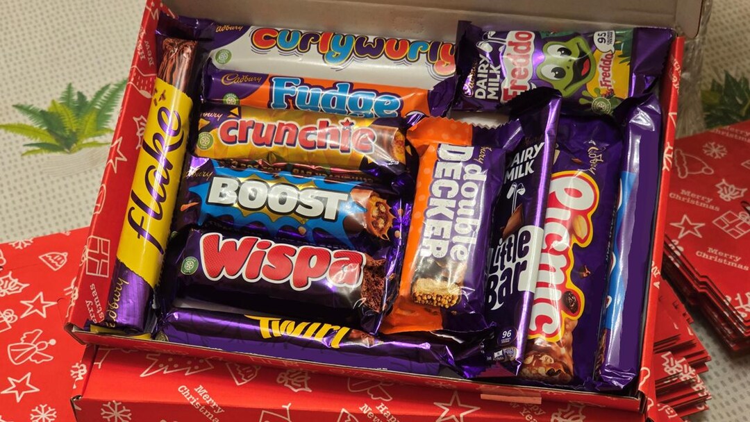 Cadbury Chocolate Bar Gift Box Chocolate Hamper Treat Box Christmas ...