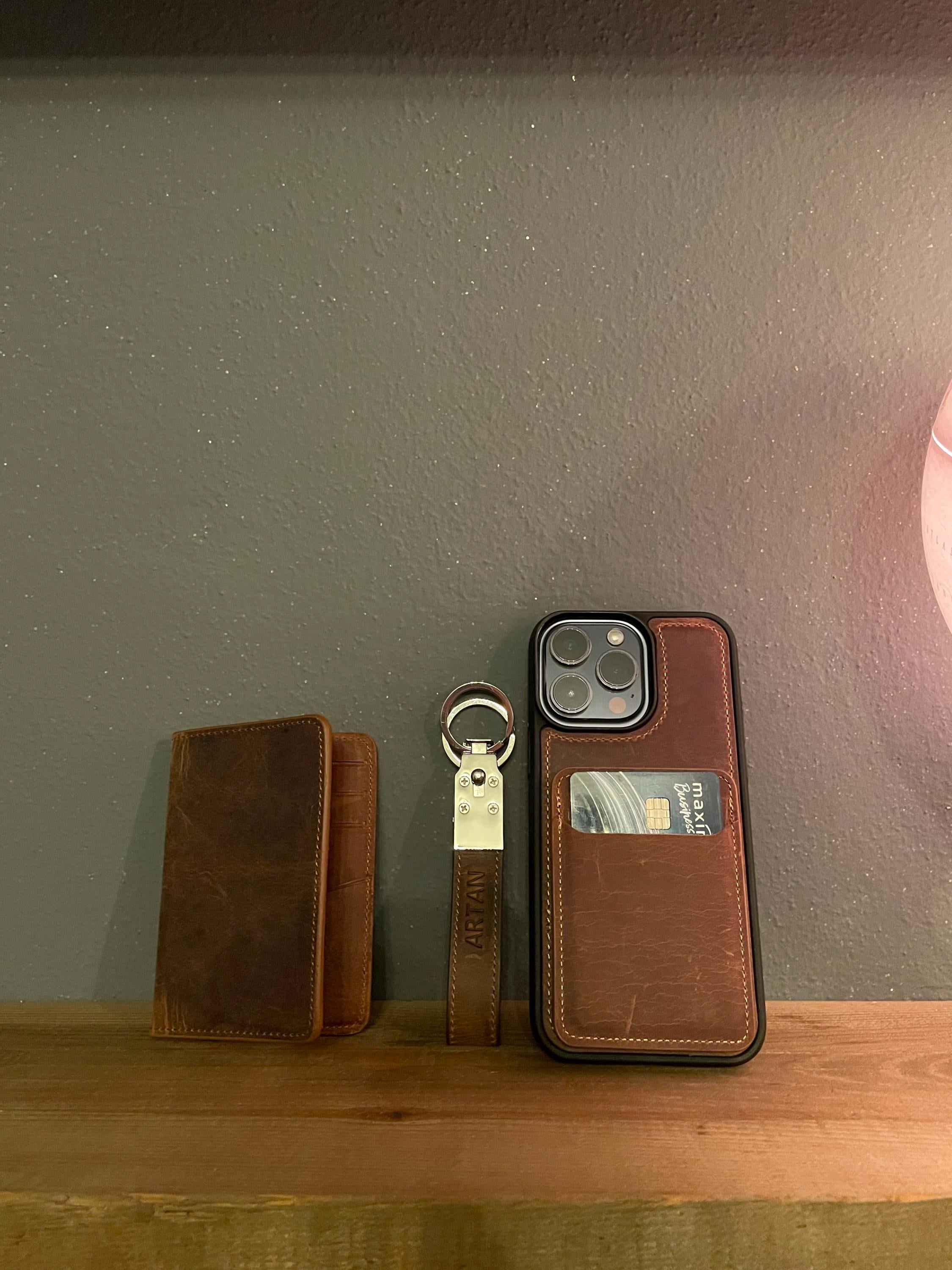 Personalized Leather Gift Set: iPhone Case, Card Case & Keychain - Etsy