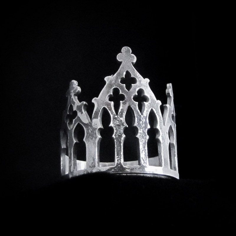 Gothic Ring - Etsy