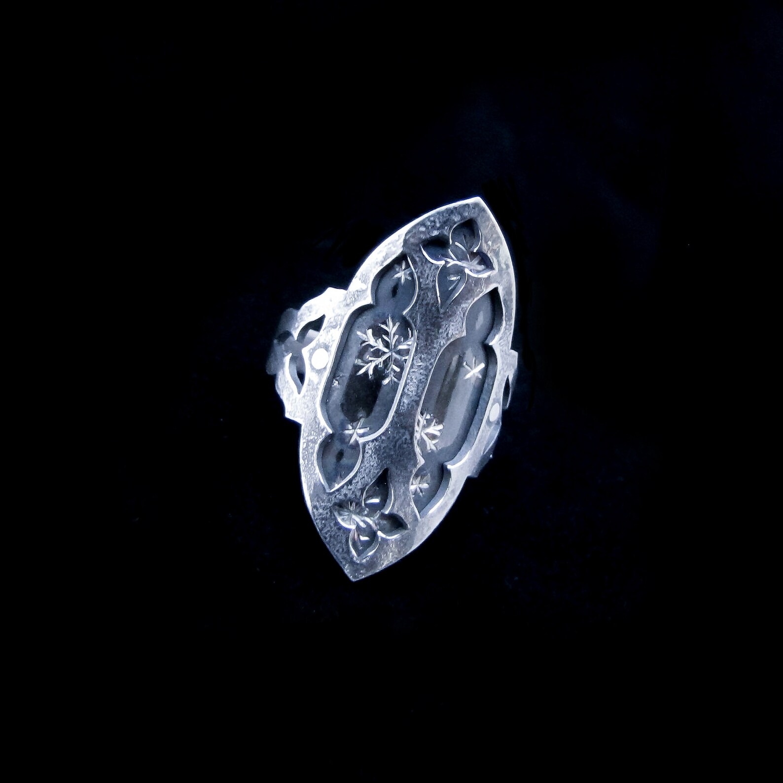 Sterling Silver Gothic Window Ring - Winter Night Snowflake Scene ...