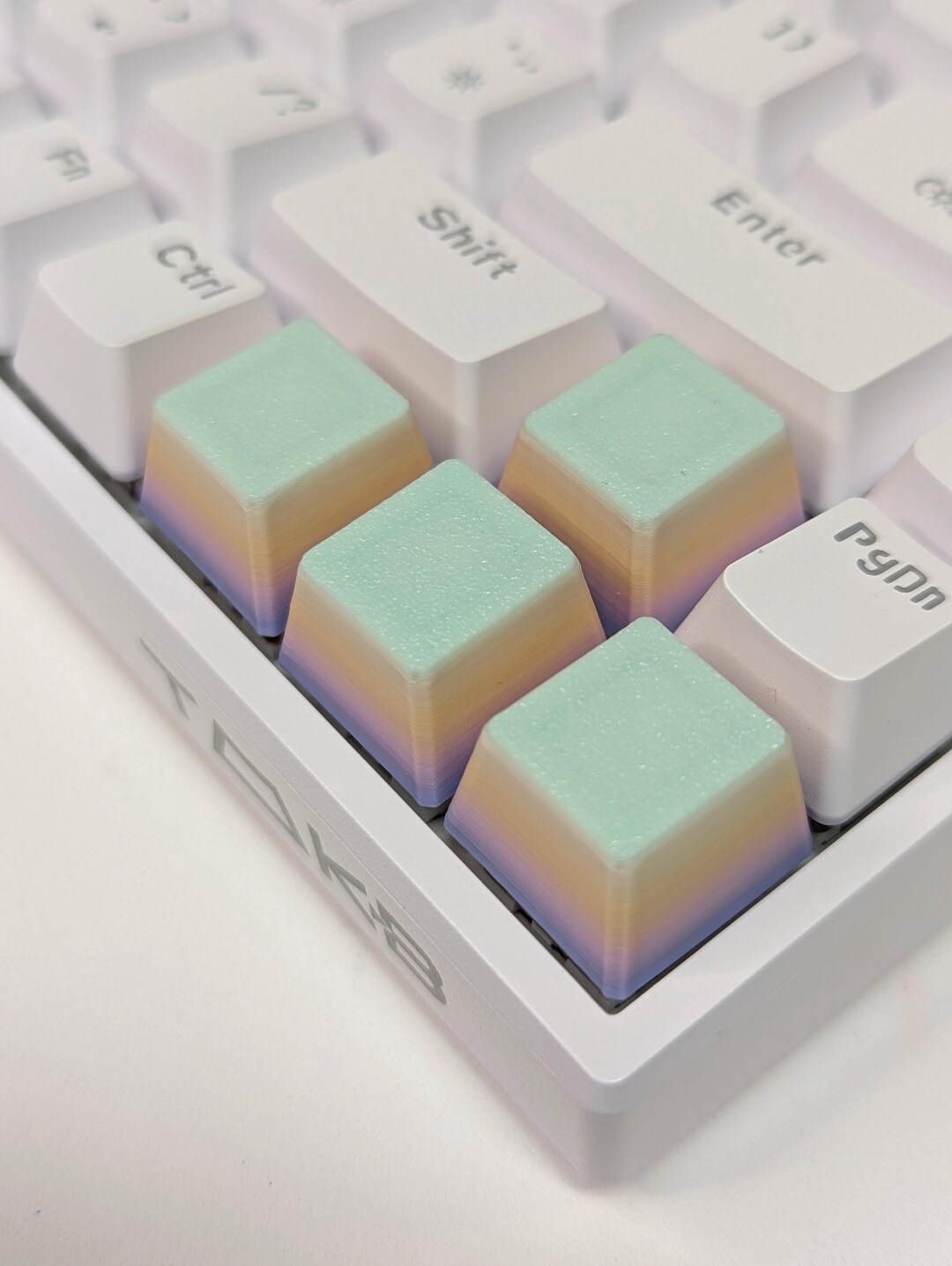 Artisan Keycaps for Mechanical Keyboards - Pastel Rainbow Fade ...