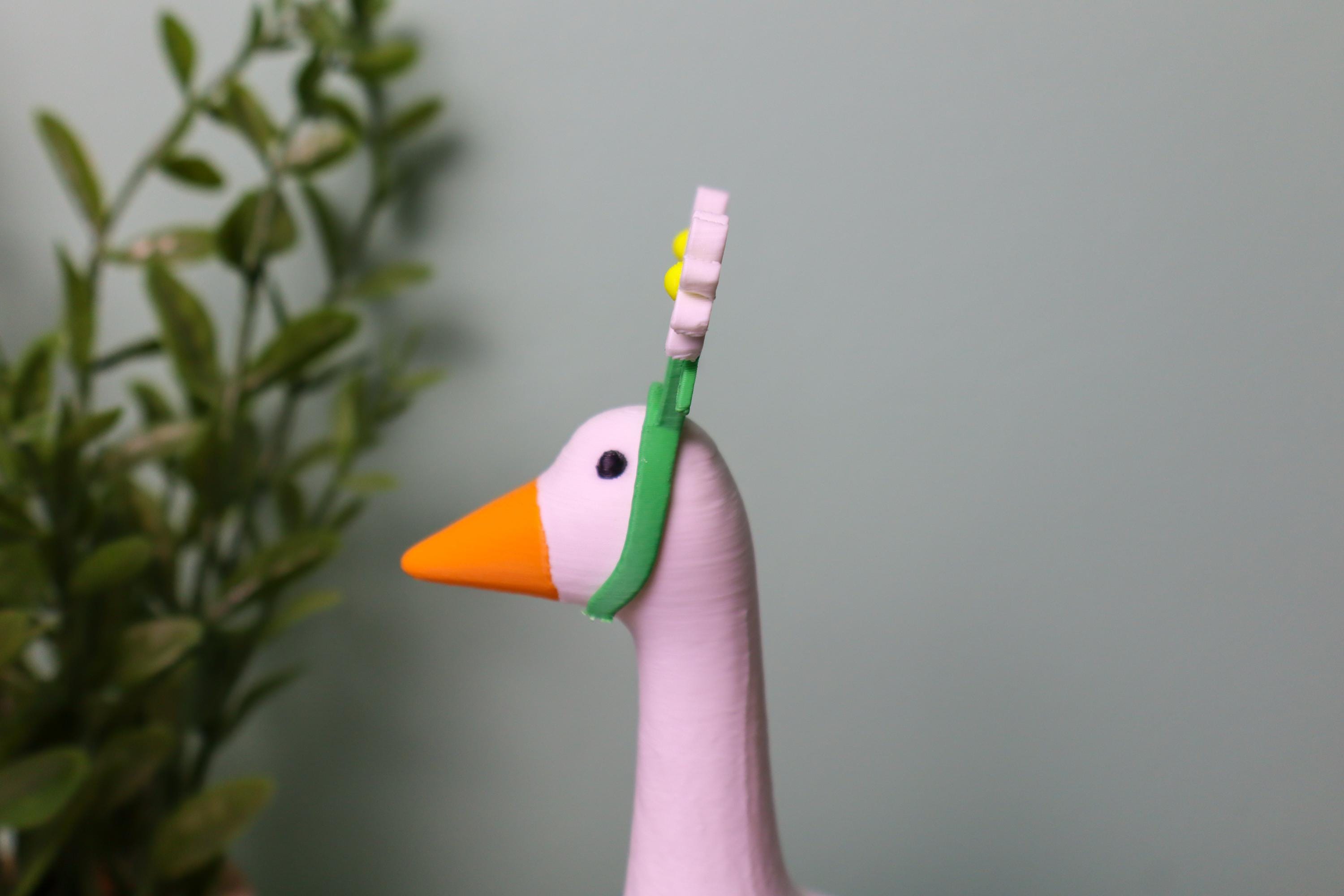 Daisy Headband for Goose: 3D Printed, Porch & Desk Decor, Eco-friendly ...