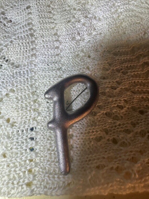 Large Letter P Brooch Pin Costume Jewelry jewellery i… - Gem