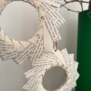 Handmade Origami Star Ornaments – Vintage Book Paper - Etsy