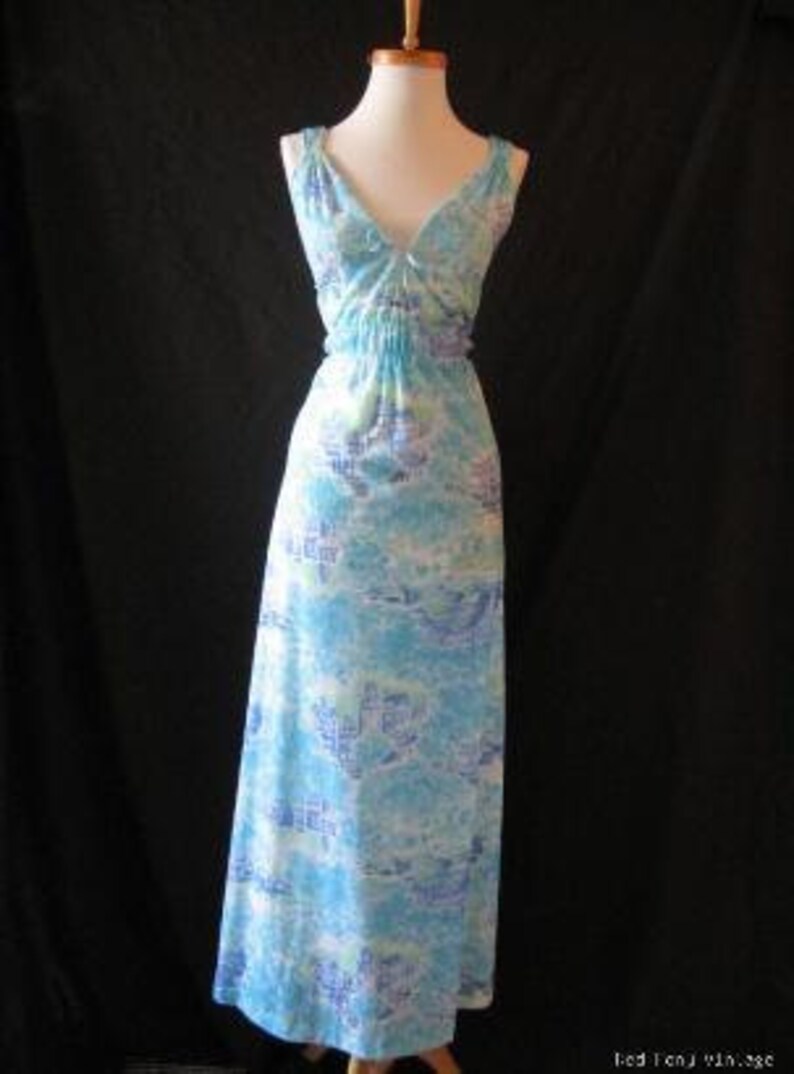 70s 80s Night Gown Vintage 1970s 1980s EURO PRINT Novelty Nylon Small ...