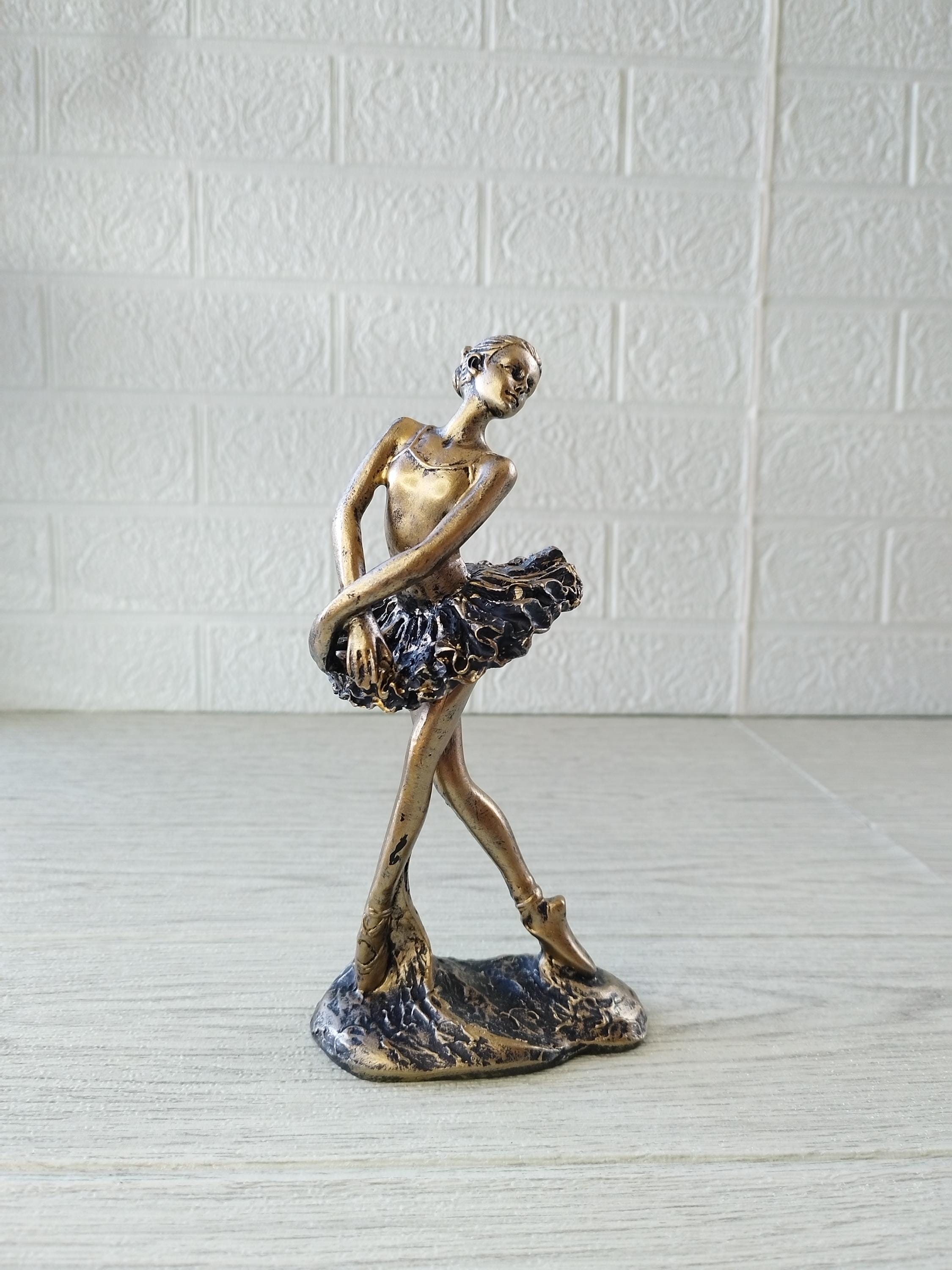 Elegant Ballerina Statue, Graceful Dance Figurine for Home Decor ...
