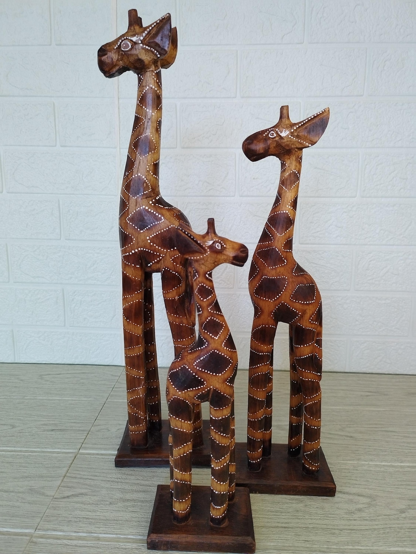 Set of 3 Vintage Giraffe Figurine, Hand-carved Wooden Giraffe Set ...