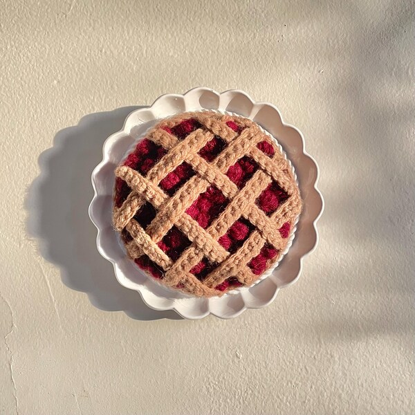 Crochet Cherry Pie - Etsy