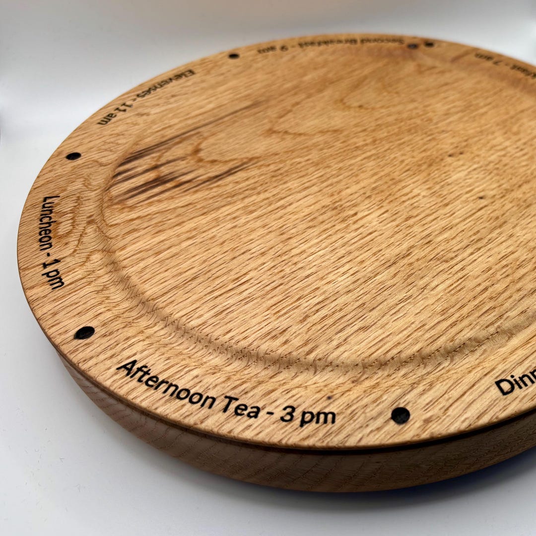 Hobbit Oak Breadboard, Seven Meals of the Shire, Handmade - Etsy UK