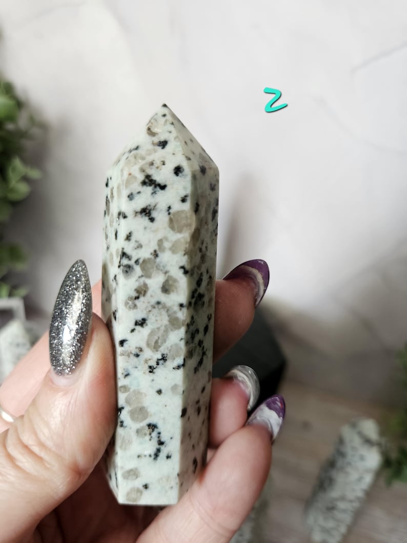 Kiwi Jasper Crystal Tower- Heart Chakra - Grounding - Etsy