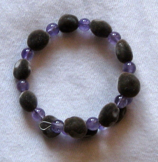 Hawaiian Mgambo Seed and 6mm Round Amethyst Bracelet - Etsy