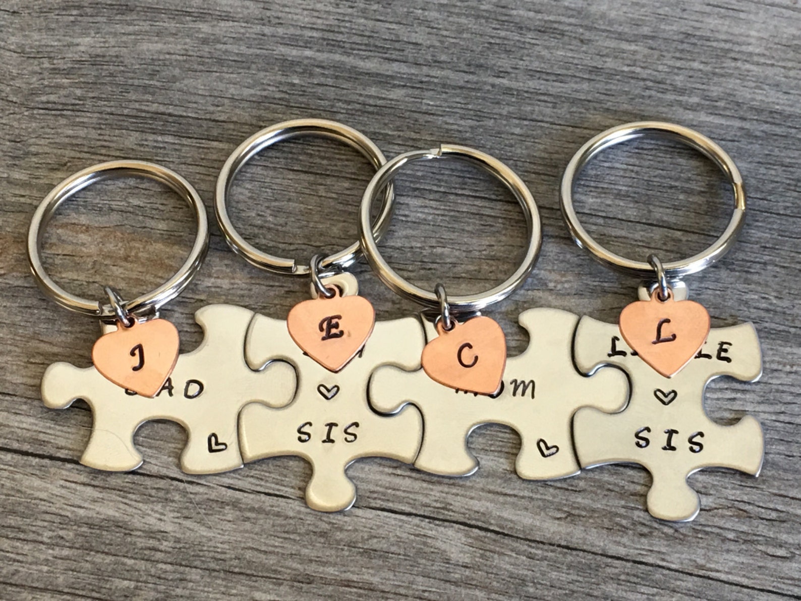 Family Puzzle Piece Keychain Set W/initial Heart, Gift for Mom, Gift ...
