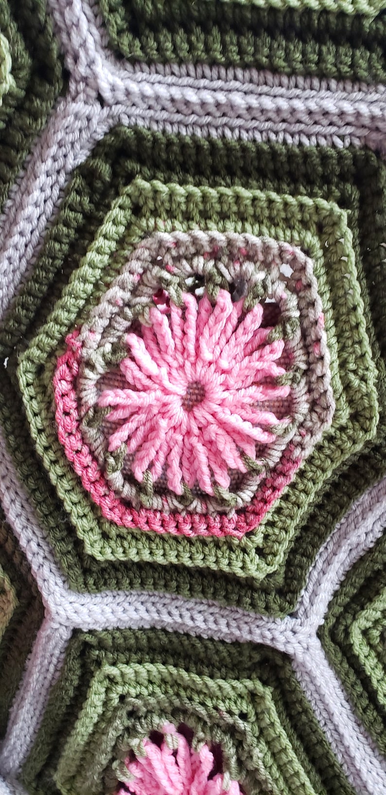 Oval Afghan in Pinks and Greens - Etsy