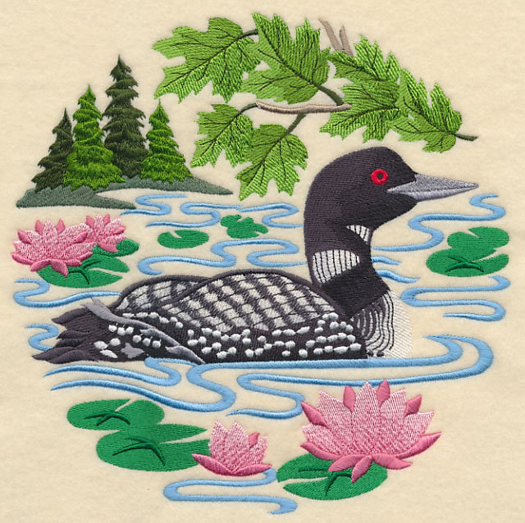 LOON SCENE Machine Embroidered Quilt Block azeb - Etsy