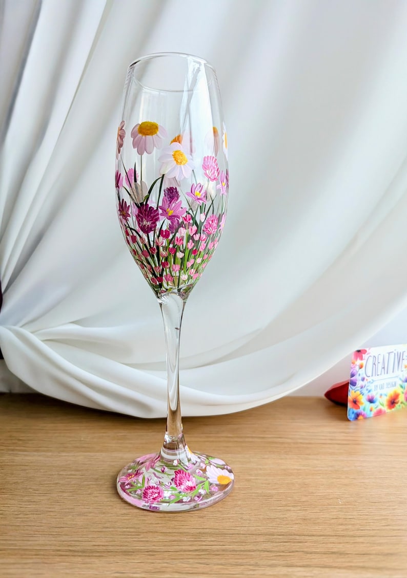 Hand Painted Champagne Flute: Pink Flowers, Personalised Gift - Etsy