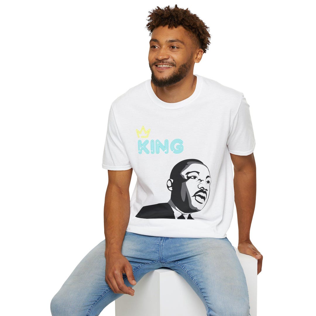 MLK Jr King T-shirt, Martin Luther King Tee, Civil Rights Activist ...