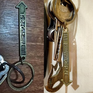 Jojos Bizarre Adventure Keychain, Adventure Arrow Shape to Be Continued ...