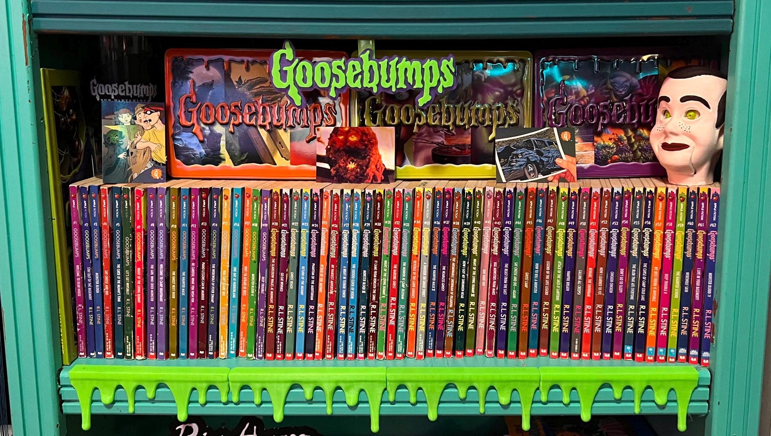Glow in the Dark Goosebumps Sign - Etsy