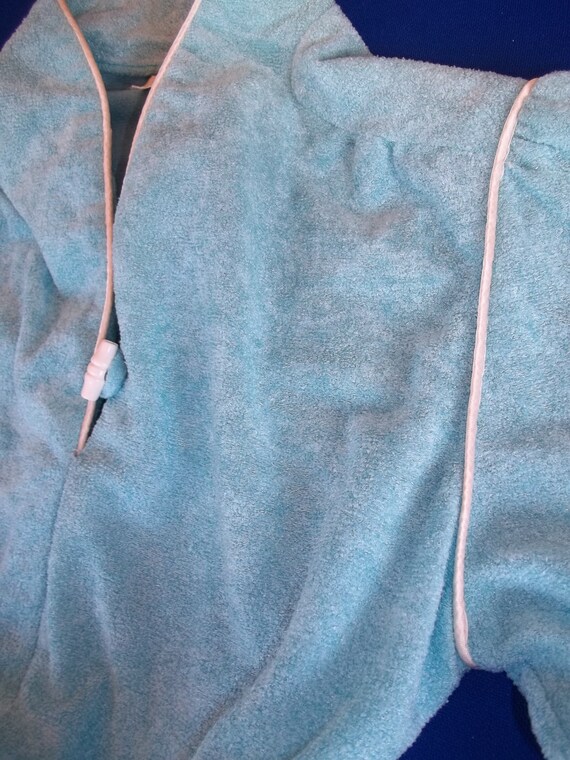 Original 1960's Teal Turquoise Blue Terry Cloth Be… - Gem