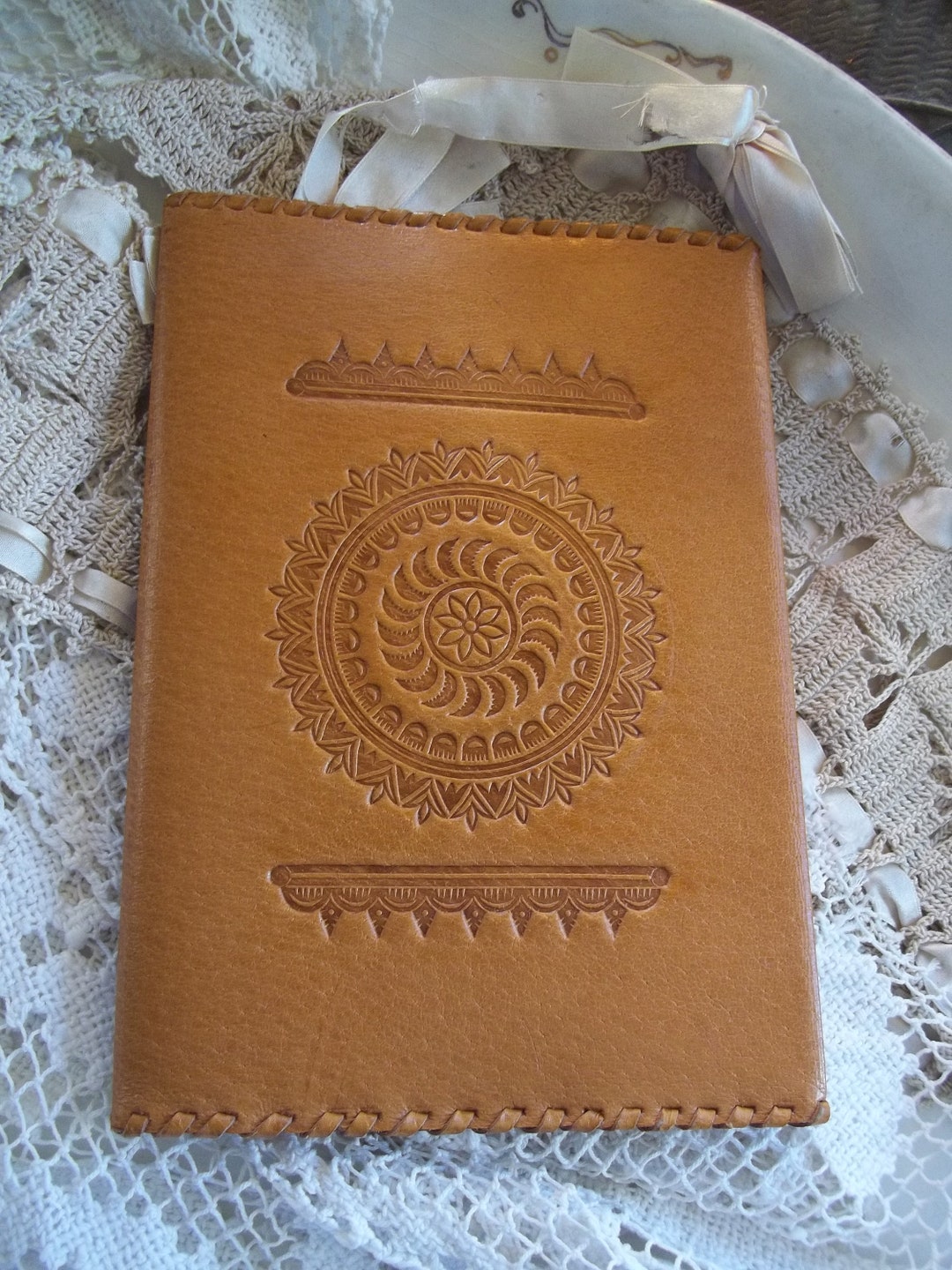 Vintage Light Brown Tooled Pig Skin Wallet Tooled Design Laced Edges - Etsy