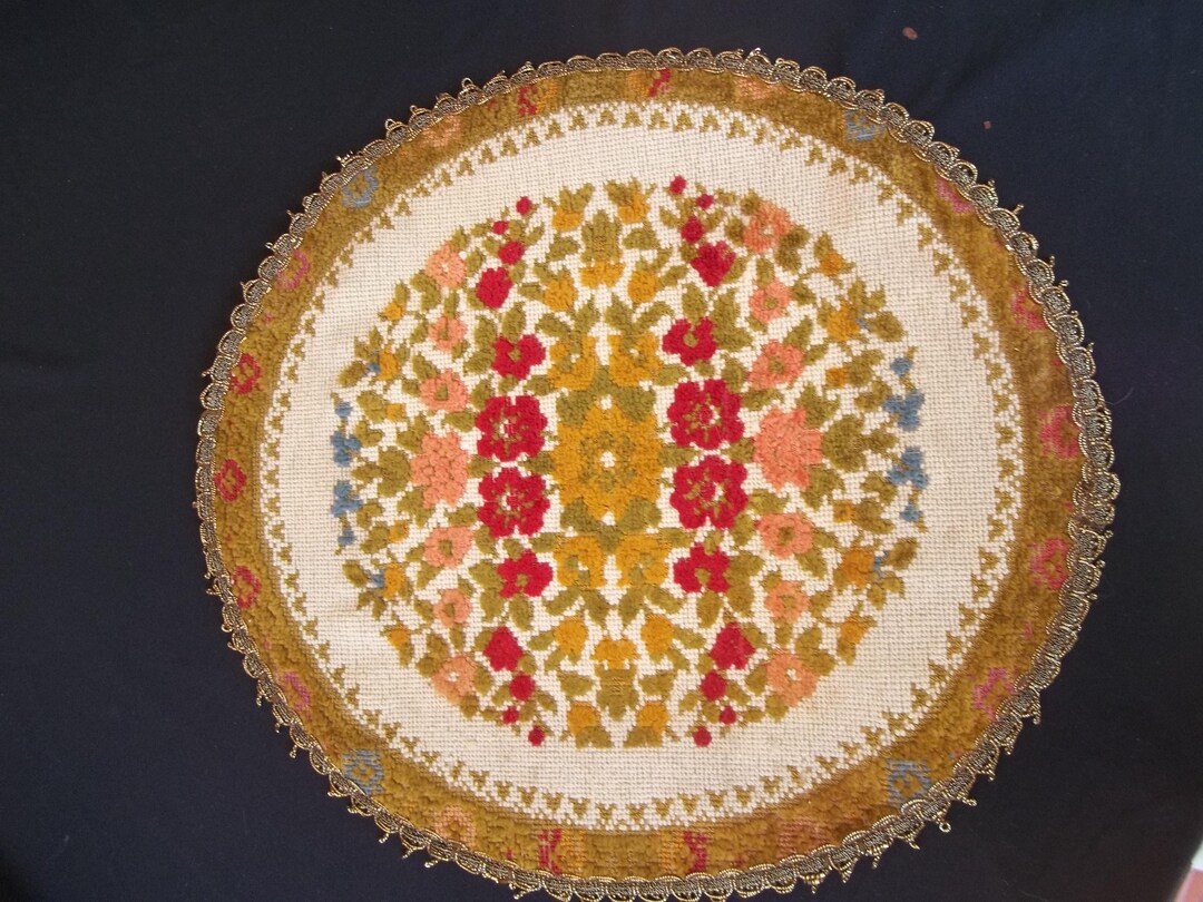 Vintage Sculptured Floral Velvet Table Doily Tapestry Style With ...