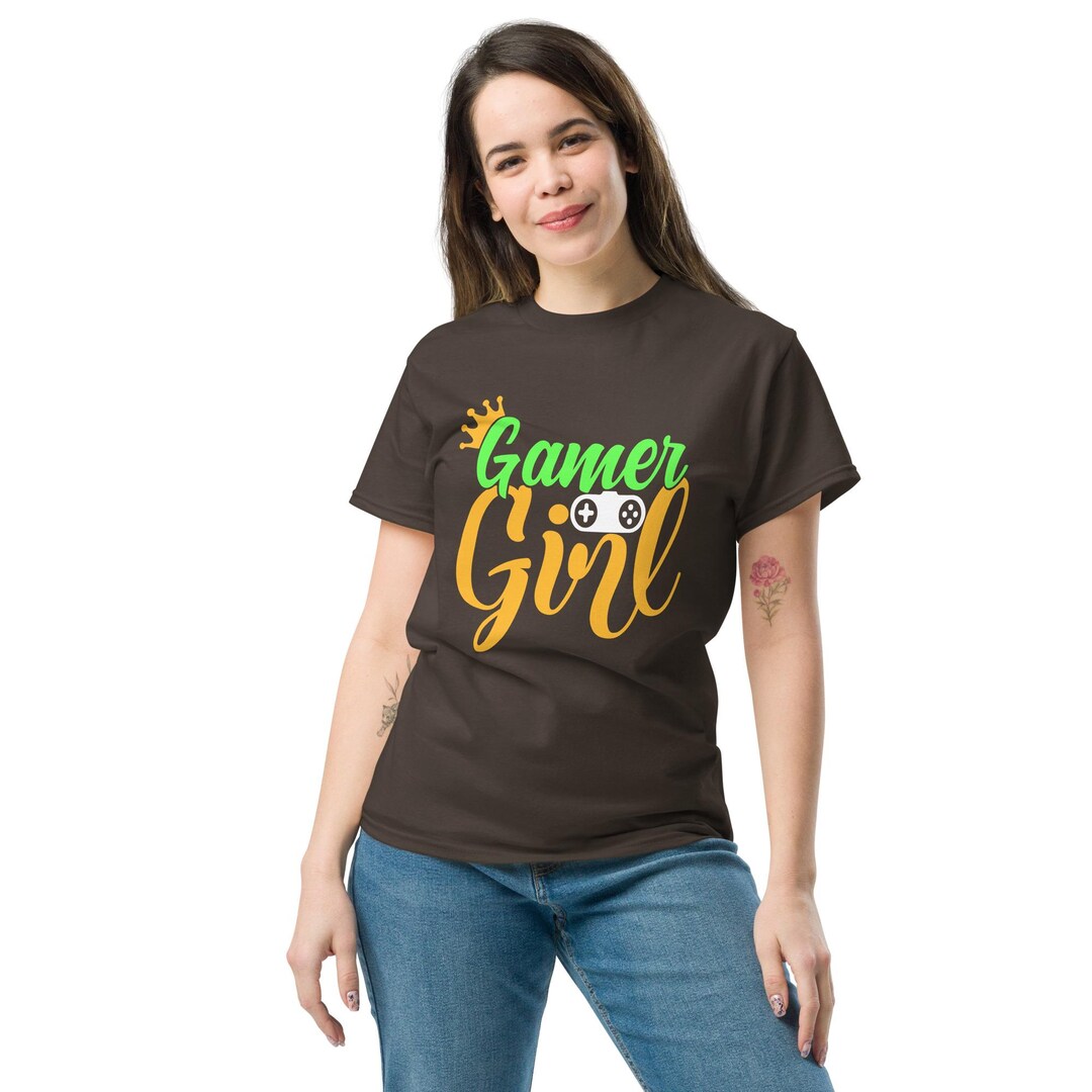 Gamer Girl T-shirt Design With Crown green Video Game Lover Gift for ...
