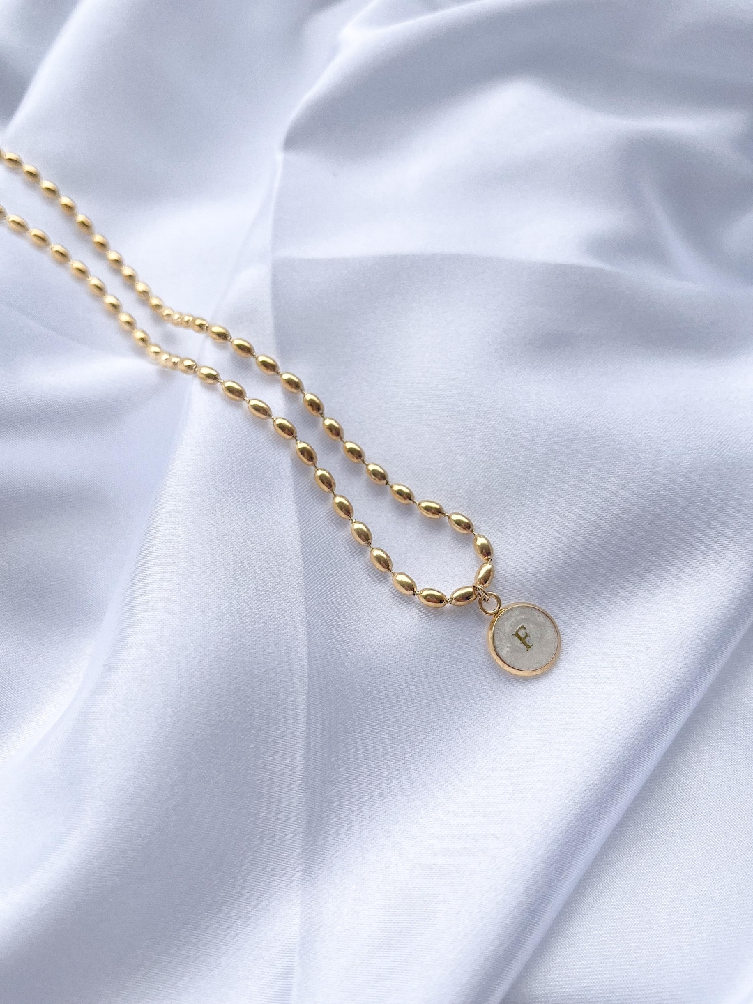 Customizable NFC Necklace – Connected Jewelry With Photo, Message or ...