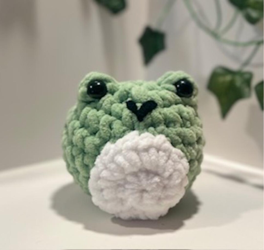 Crochet Frog Plush, Cute Circular Frog - Etsy