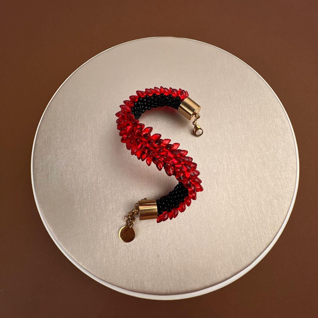 Red and Black Dragon Scale Bracelet Handcrafted Gothic Fantasy Jewelry ...