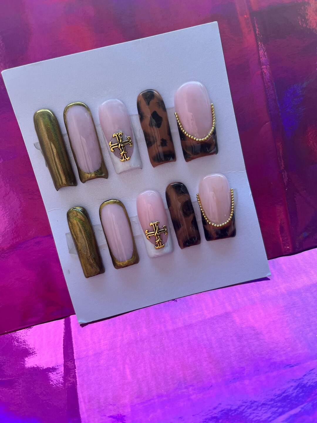 Gold Press-on Nails: Square Nail Set - Etsy