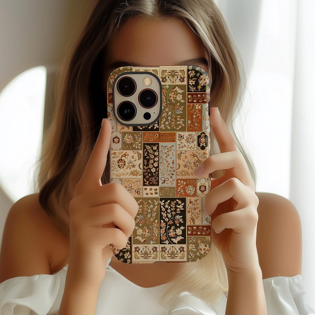 Vintage Floral Patchwork Phone Case: Boho Quilt Retro Fall Cottagecore ...
