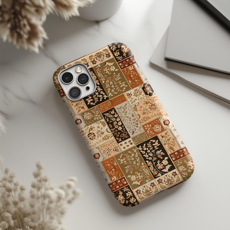 Vintage Floral Patchwork Phone Case: Boho Quilt Retro Fall Cottagecore ...
