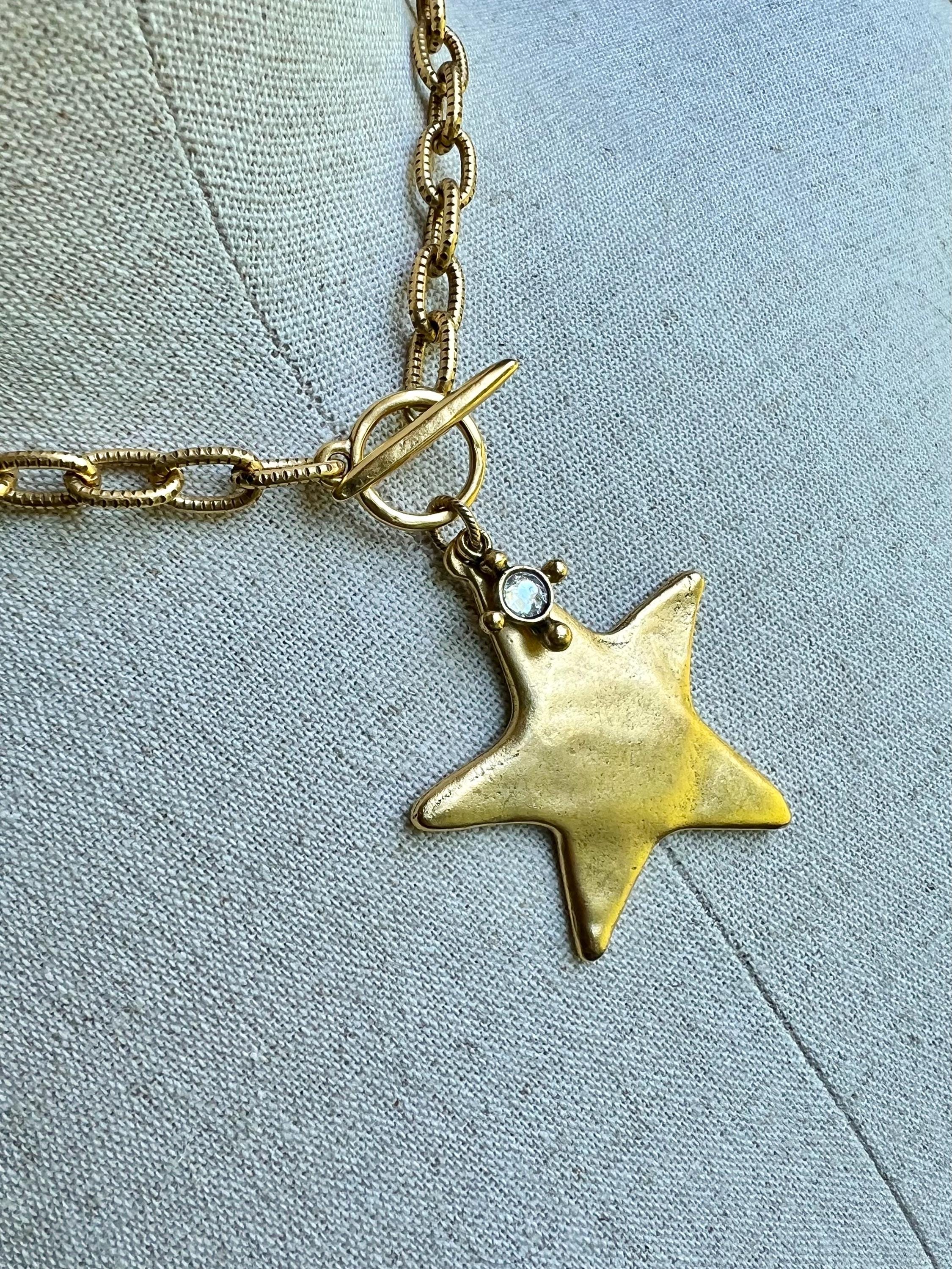 Silver or Gold Star Necklace - Etsy