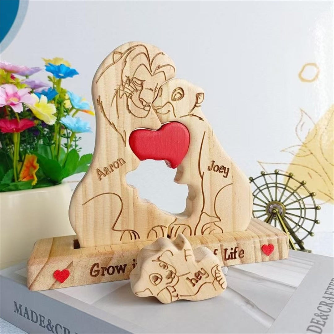 Wood Carving Figurine,lion King Simba Family,custom Name,cute Figurine ...