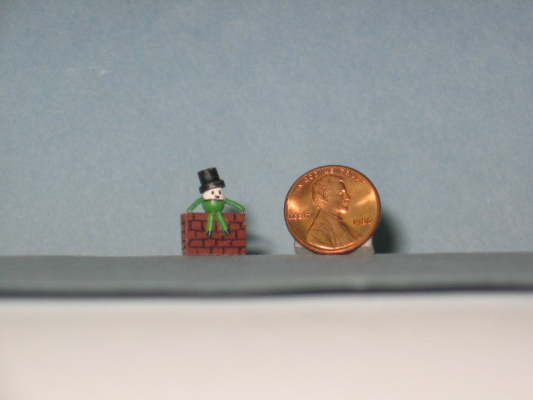 Miniature Humpty Dumpty 1/12th Scale - Etsy